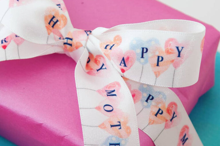 How To Tie A Ribbon On A Gift